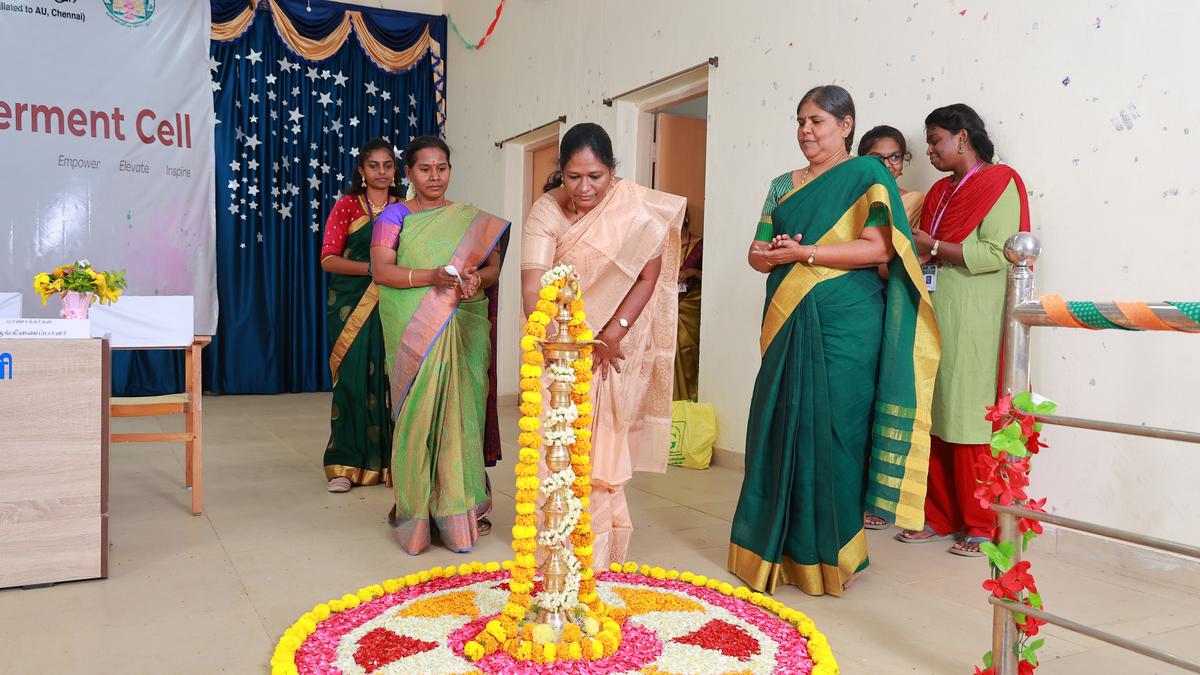 Dindigul Campus Connect - The Hindu